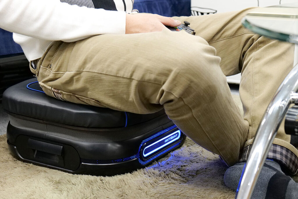 現実を超越する面白さを実現した、VRの専門集団 - Bplatz | 大阪産業創造館 中小企業情報サイト「ビープラッツ」