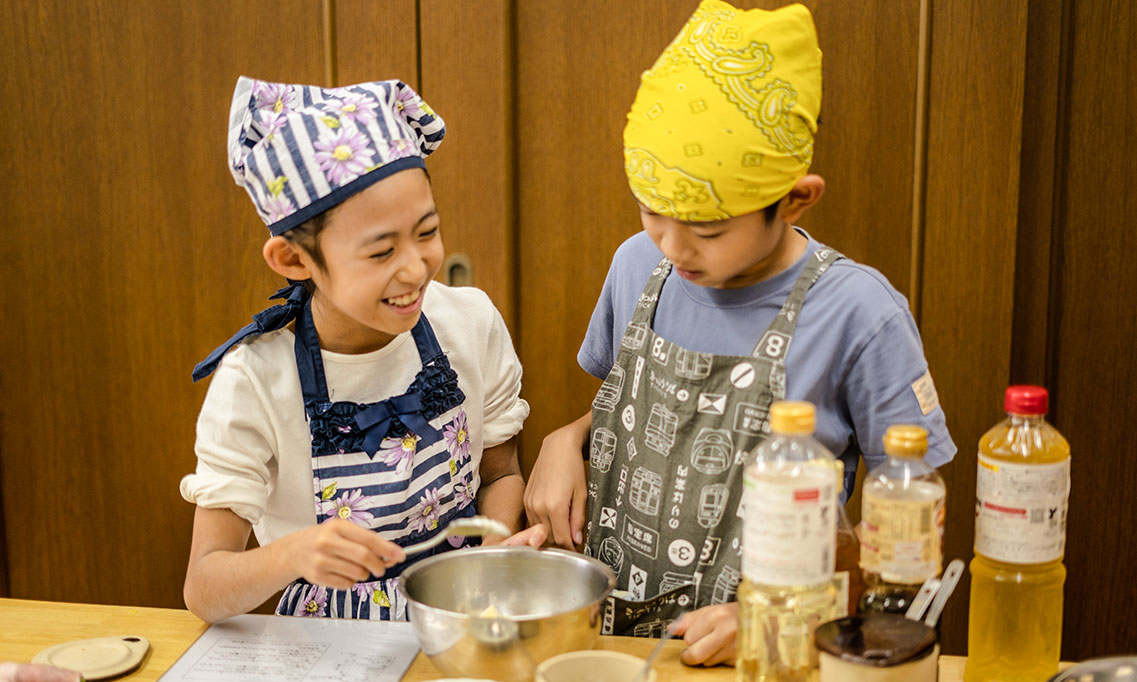 ルーアンライトが描く、料理の力で子どもたちを未来へ導く物語 Bplatz 大阪産業創造館 中小企業情報サイト「ビープラッツ」